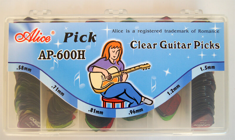 AP-600H Коробка нейлоновых медиаторов, 600шт, Alice