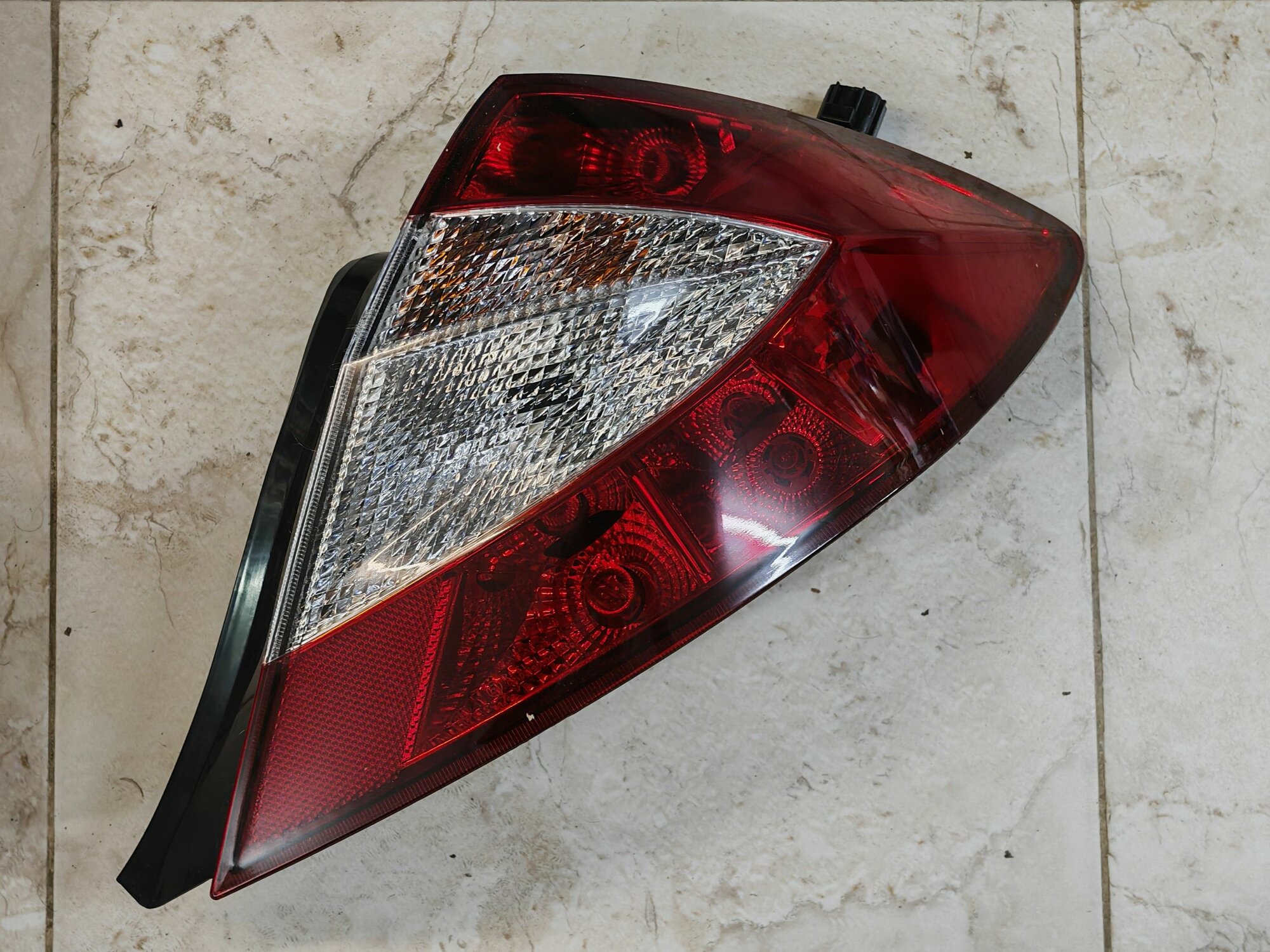 Фонарь правый Chery M11 [1.6 16V 5MT седан] M113773020