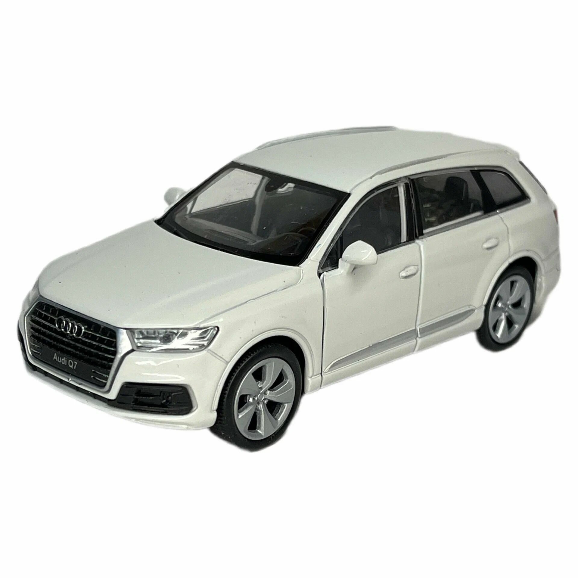 Машинка металлическая 1:38 Audi Q7, пруж. мех, цвет белый, WELLY