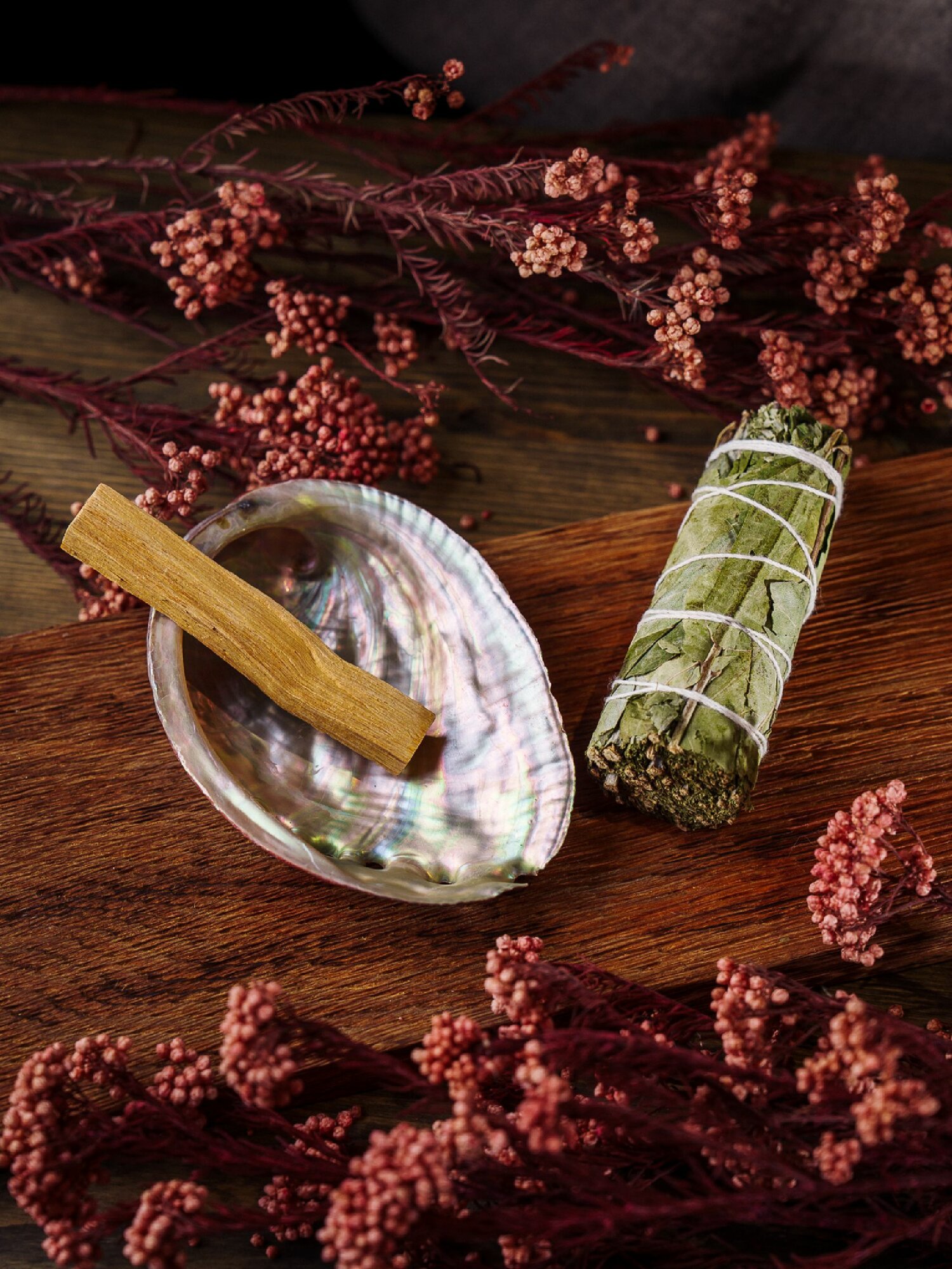 Набор благовоний для окуривания и медитаций. Скрутка Эвкалипта. Пало Санто. Раковина Абалон.