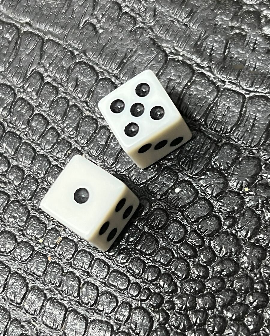 Кубики кости игральные зарики акриловые