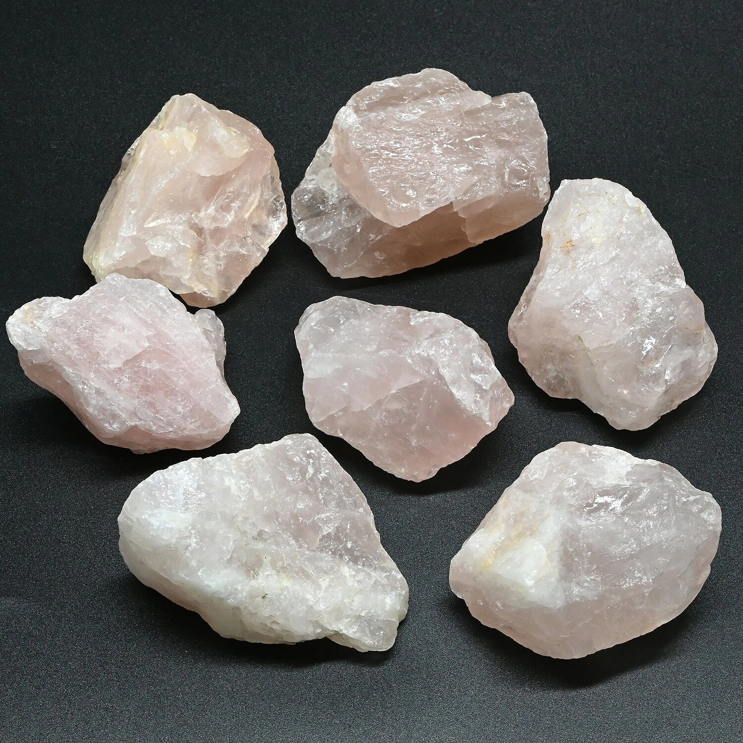 Минерал розовый кварц 53*35*28мм .