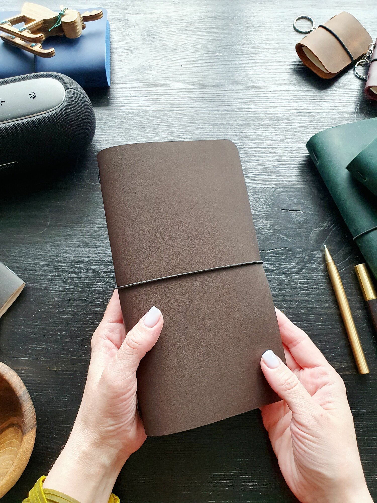 Кожаный блокнот формата Midori Standart (13х22см) со сменными тетрадями на резинке / записная книжка / скетчбук 90 листов