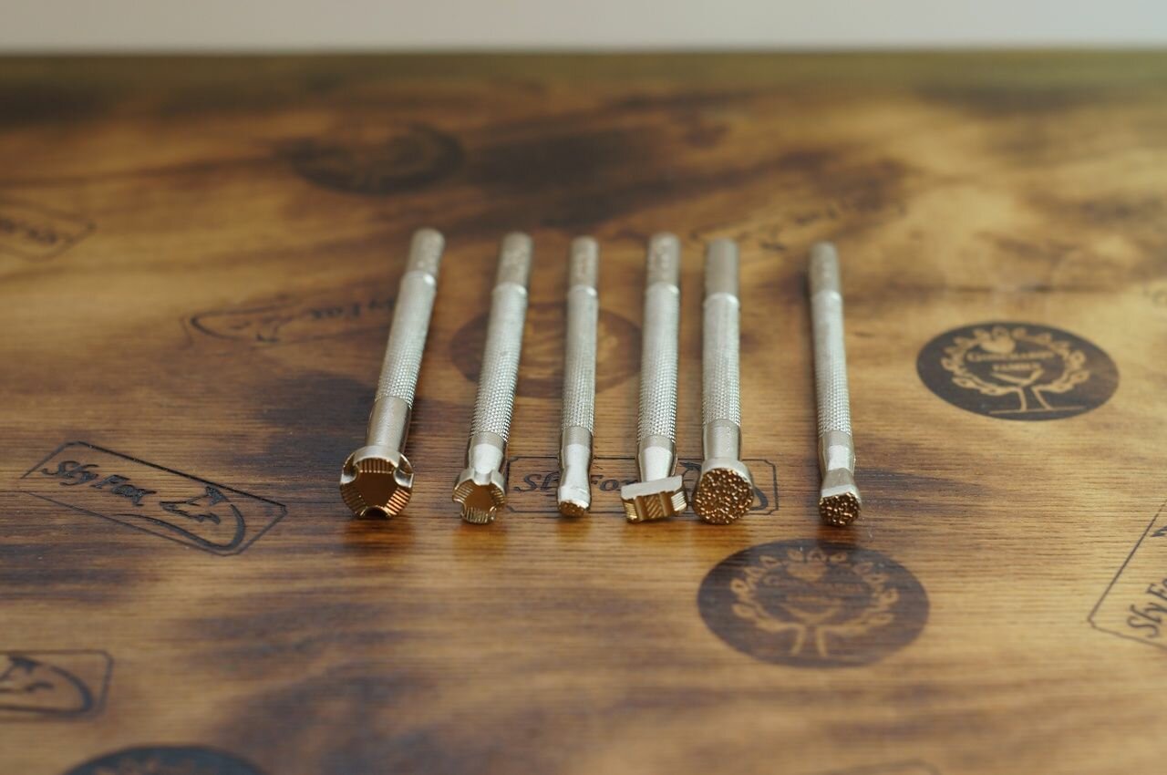 Штампы для тиснения кожи, комплект 6 шт, сталь, рифленая ручка