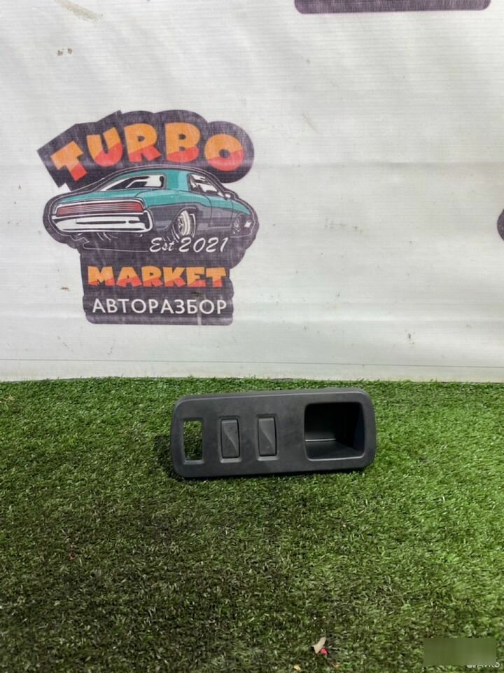 Накладка торпедо Renault Duster 2015-2021 251638577R