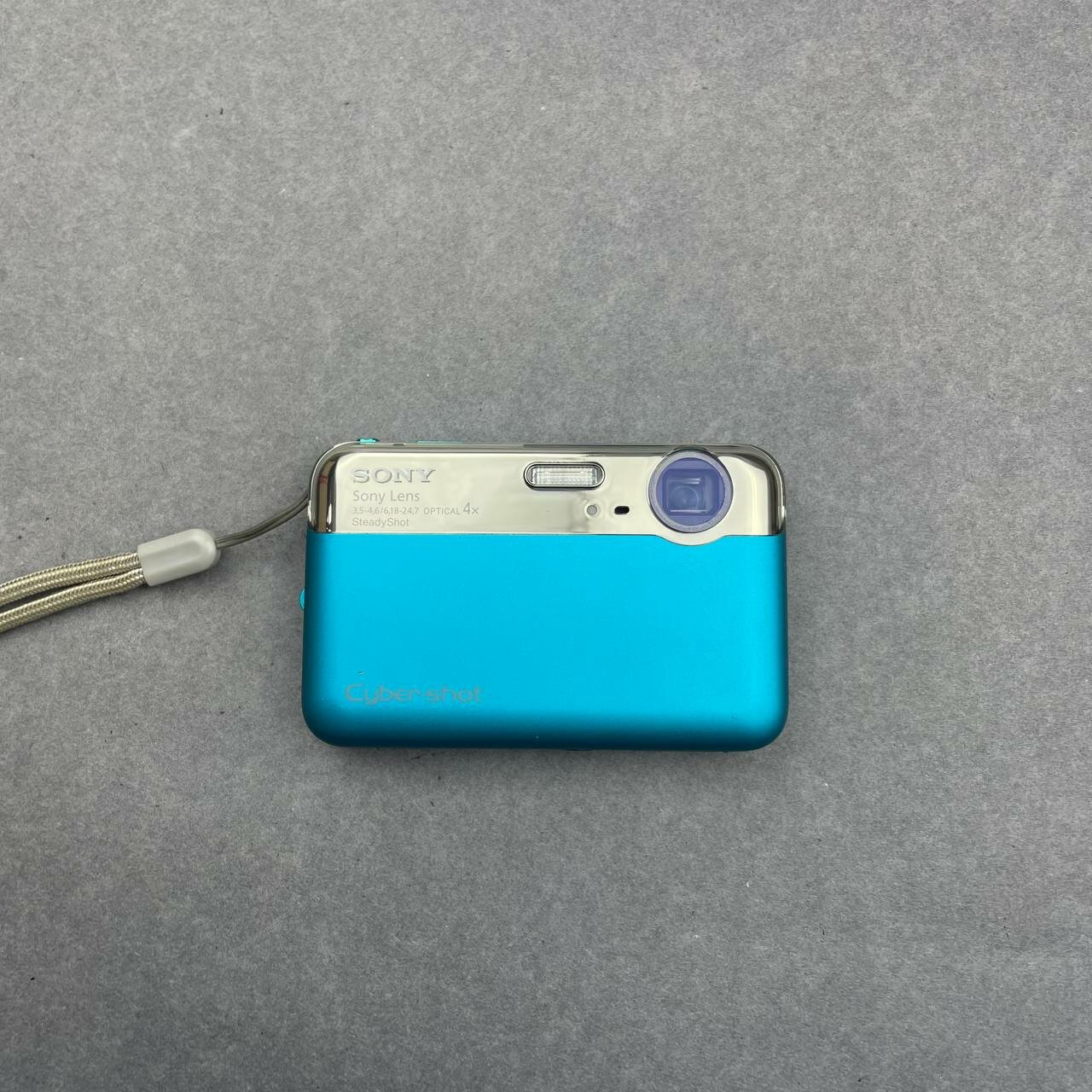 Цифровой компактный фотоаппарат Sony Cyber-shot DSC-J10, 16.1 МП