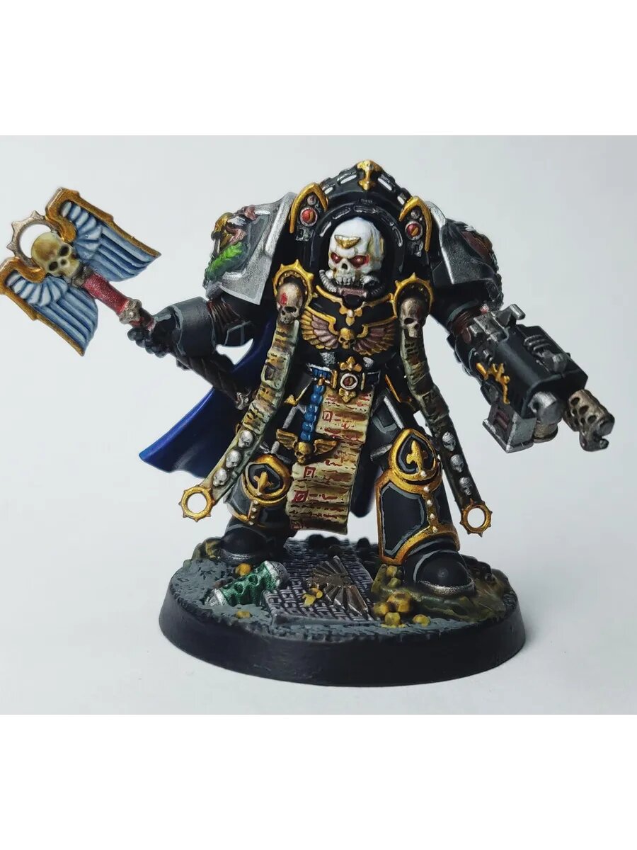 Миниатюра Warhammer 40000 Терминатор Капеллан Тарентус