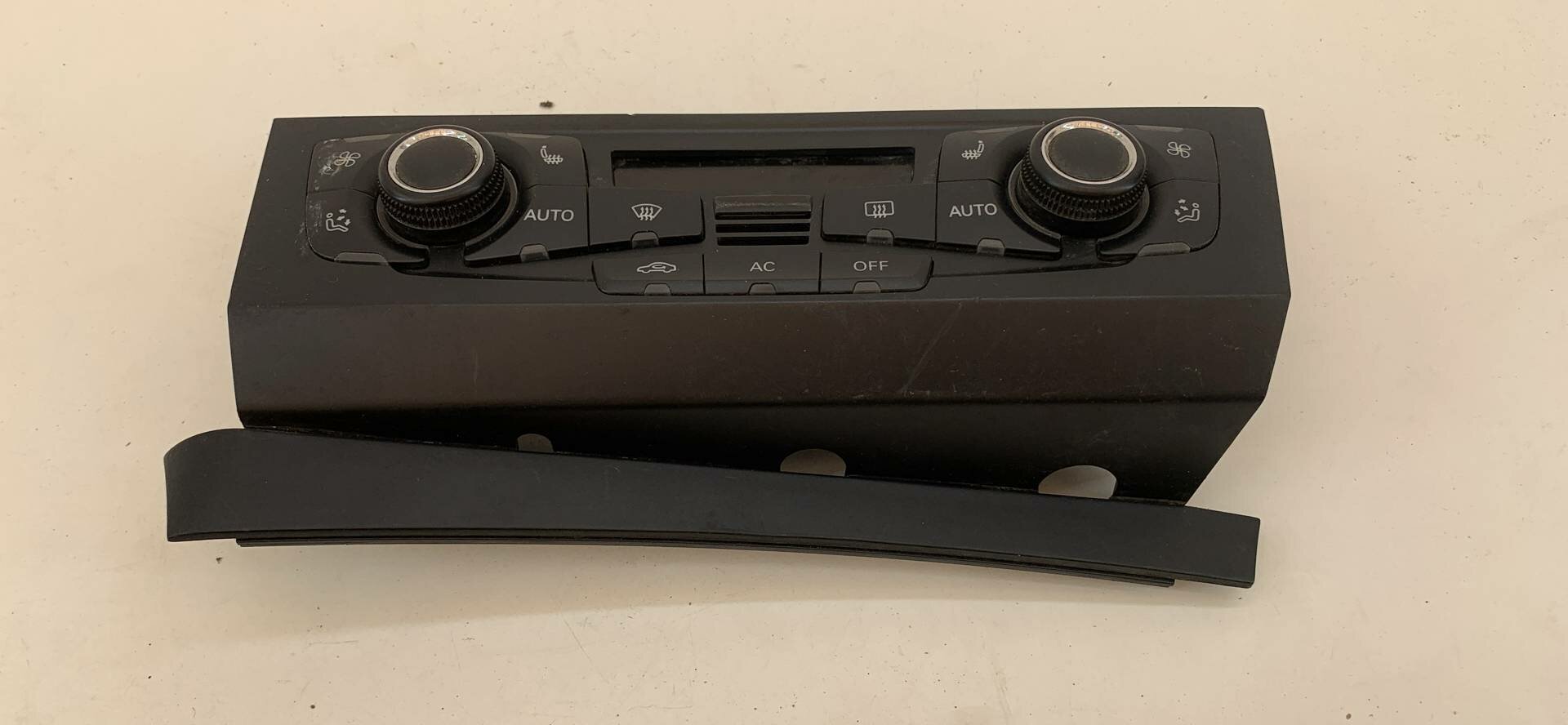 Блок управления печки/климат-контроля Audi A4 B8 рест. (2011 - 2015)