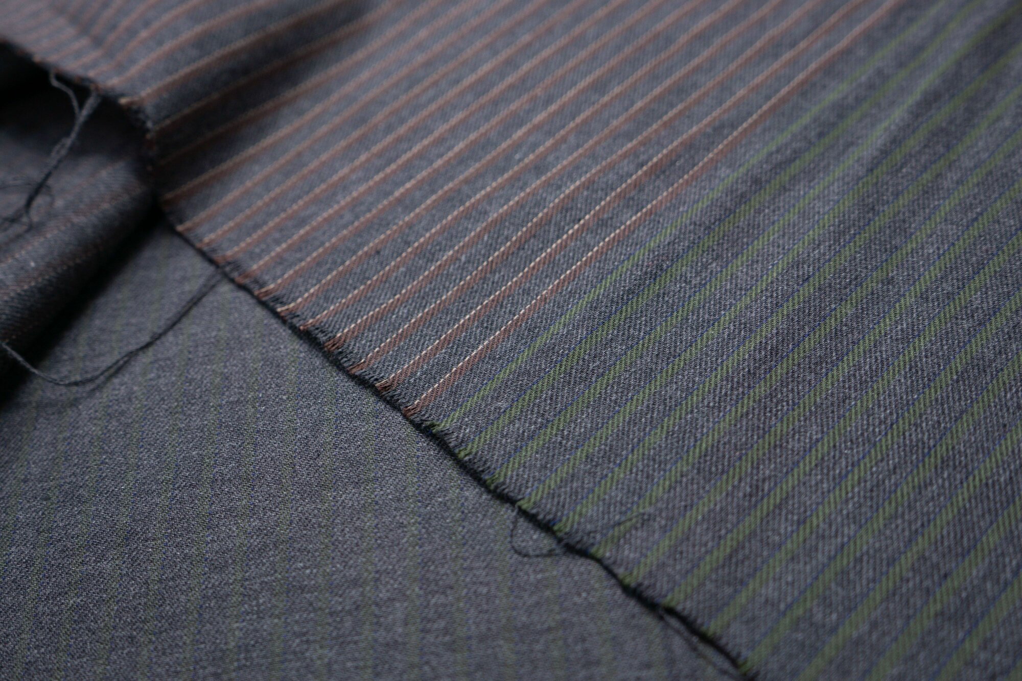 Ткань Хлопок костюмный в полоску 2.5м