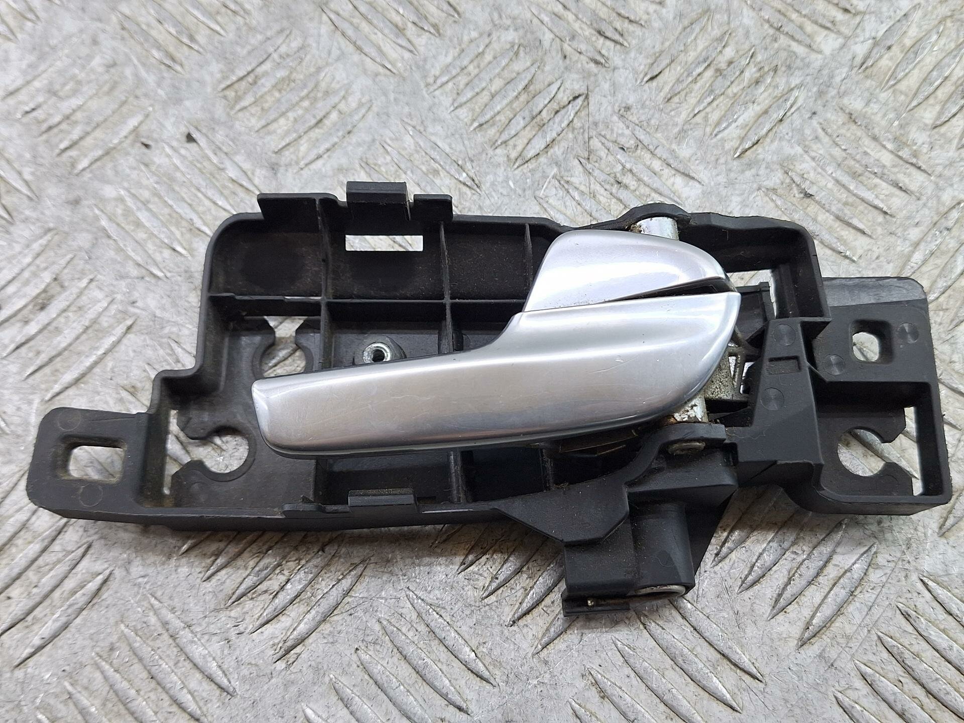 Ручка внутренняя двери передней правой Ford Galaxy 2 (2006 - 2010) 7S71-A22600-AC