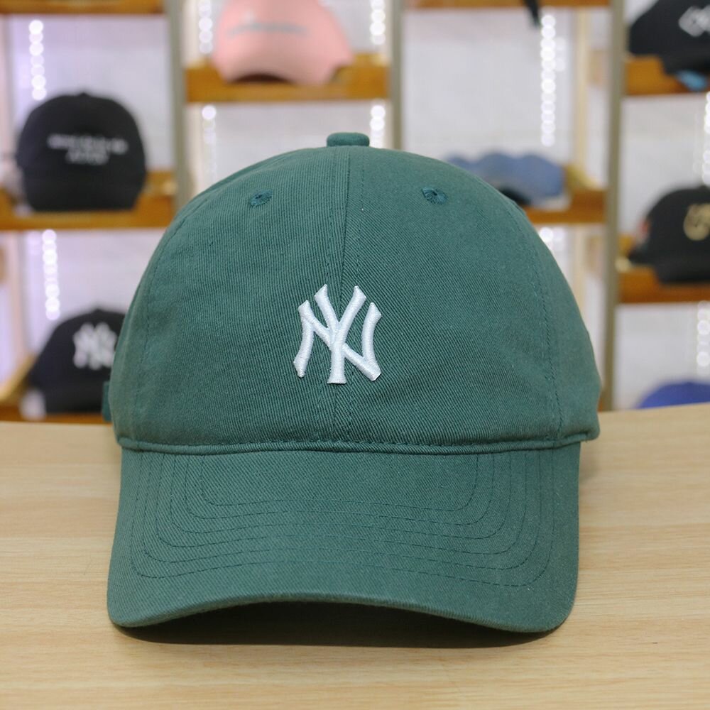 Бейсболка MLB
