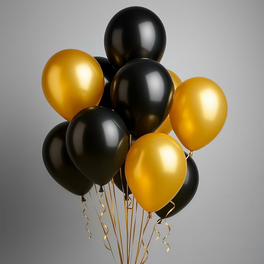 Букет из 11 золотых металлик и черных шаров