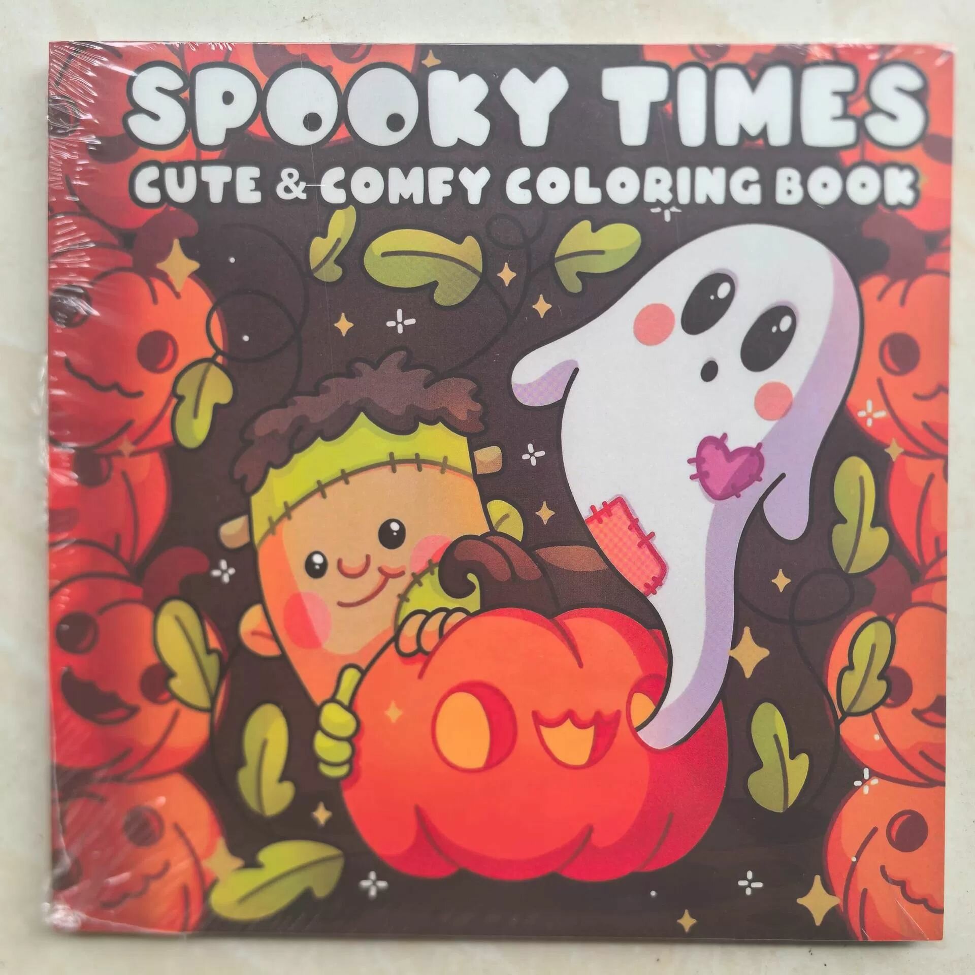 Раскраска антистресс для взрослых и подростков Coco Wyo -SPOOKY TIMES 112