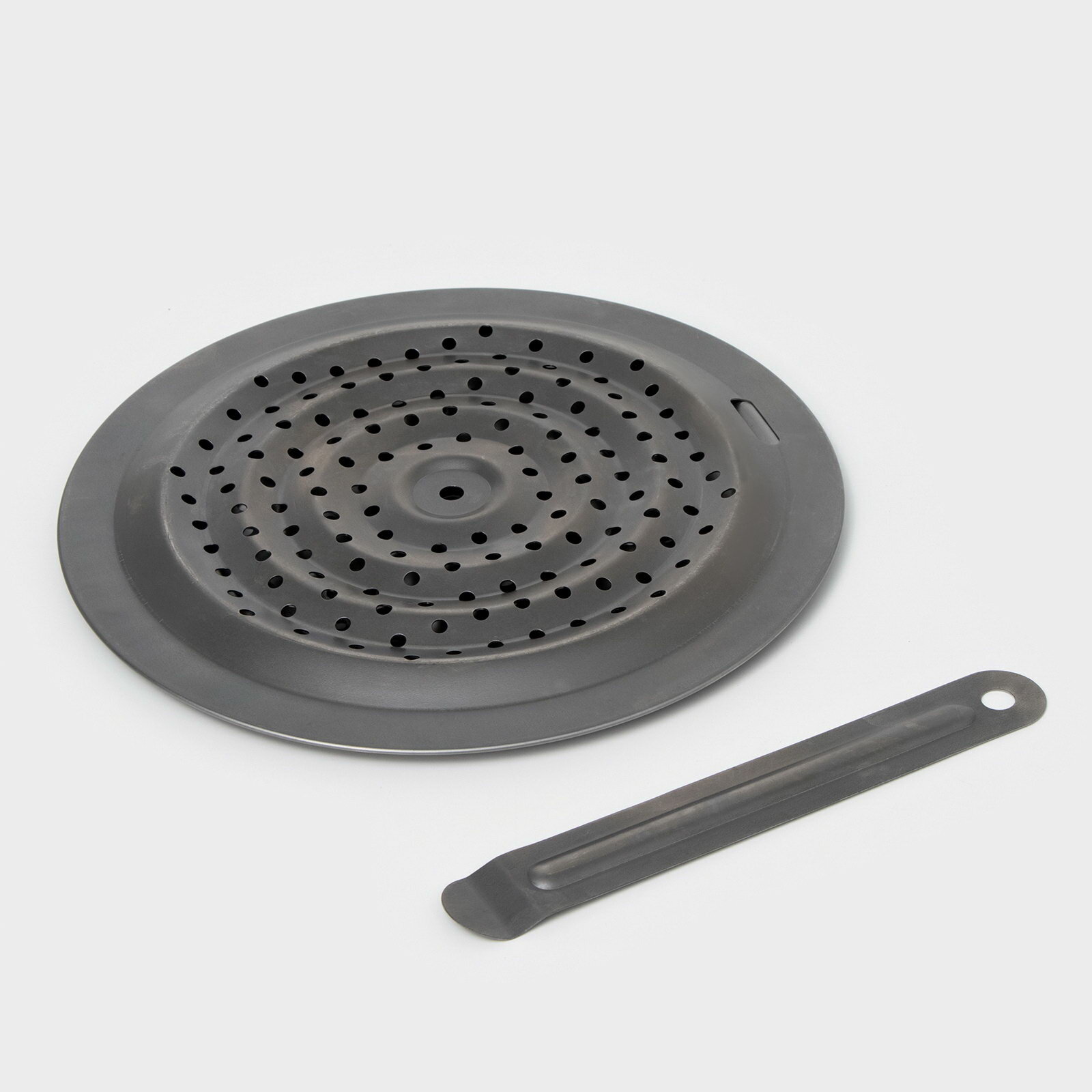 Рассекатель огня со съёмной ручкой, d=19 см, цвет: серый, размер упаковки: 19 x 0.8 x 19 см.