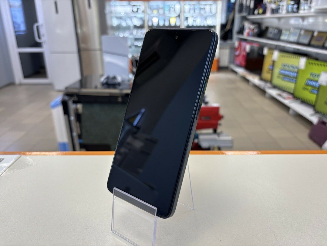 Смартфон TECNO Spark Go 2024 4/64GB Gravity Black (BG6), черный