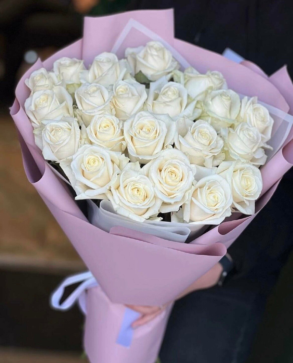 Букет из белых роз 29 шт, красивый букет цветов, шикарный, премиум цветы, премиум букет