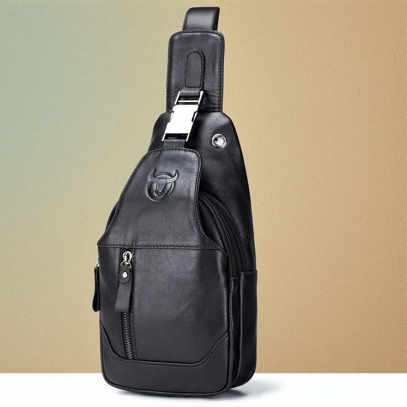 Мужской кожаный рюкзак-слинг водонепроницаемый крестообразный на грудь плечевой для походов велосипедных поездок альпинизма путешествий Черный Коричневый Желтовато-коричневый 28*16*9 см 1 шт