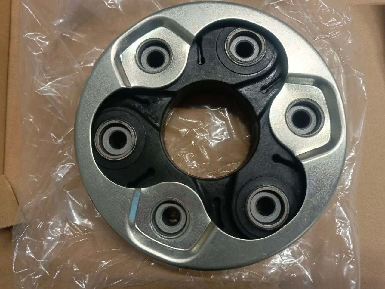 Муфта караднного вала Volkswagen Tiguan/Golf/Passat/CC/Sharan, Audi Q3/A3, Skoda Yeti/Octavia/Superb, Seat Alhambra/Altea XL