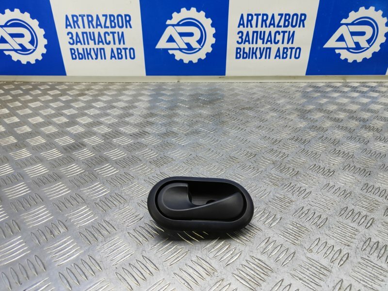 Б/У Ручка двери передней внутренняя левая Renault Duster HS / Рено Дастер HS 1.6 K4MA606 102 Л.С 2013