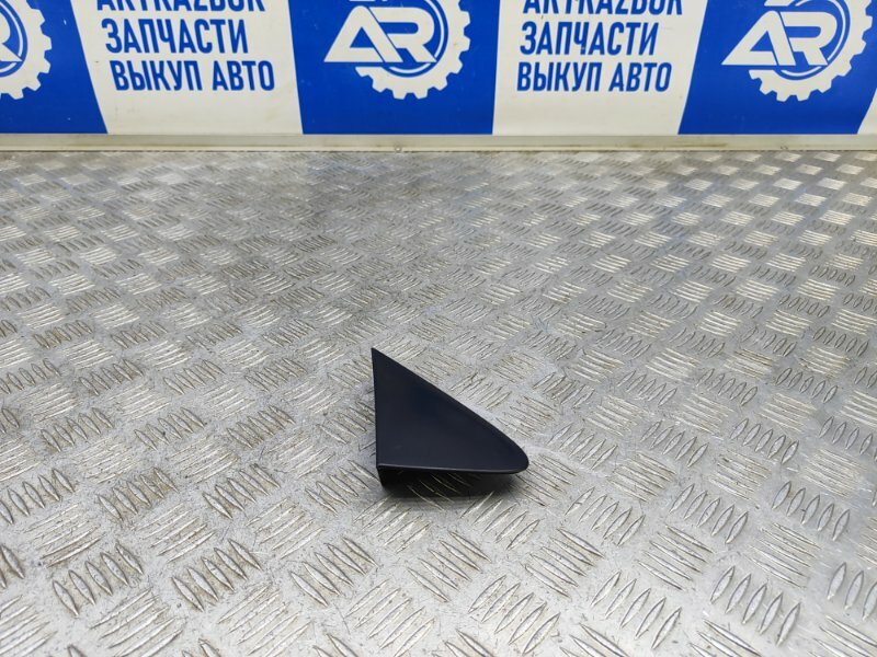 Б/У Накладка переднего крыла правого Toyota Corolla 10 E150 / Тойота Королла 150 E150 1.6 1ZRFE 124 Л.С 2008 перед. прав.