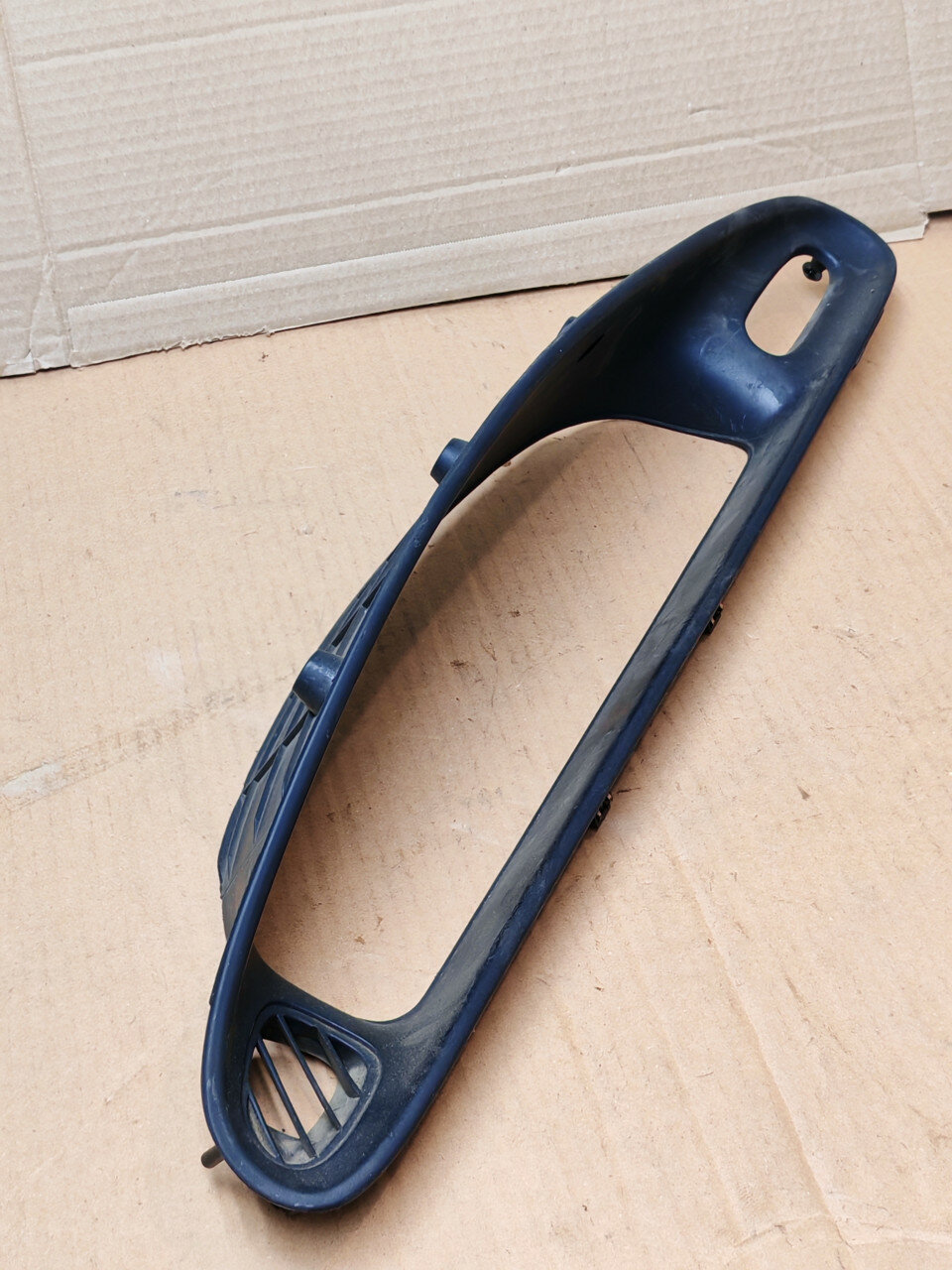 Накладка щитка приборов Mazda 626 GE