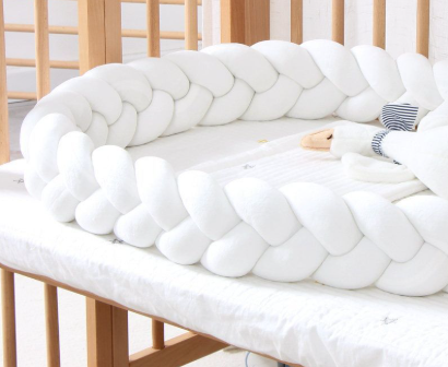 Бортик в кроватку "Косичка", кристальный бархат, высокоэластичный хлопковый наполнитель，Белый, 260cm