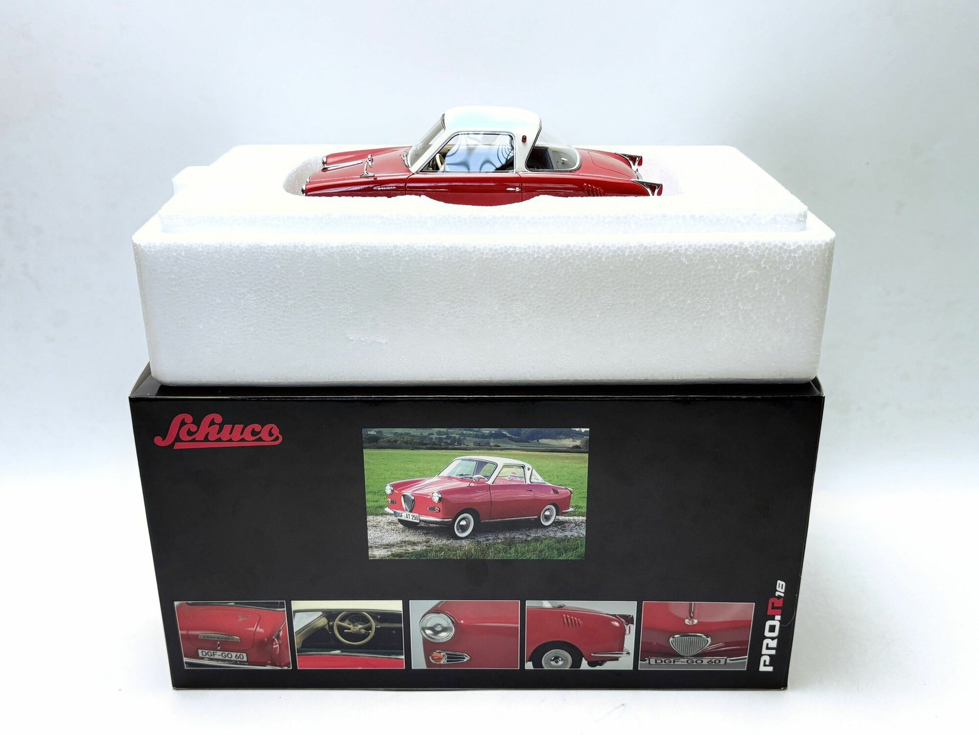 Schuco 1/18 Goggomobil Coupe TS 250 Модель автомобиля из смолы