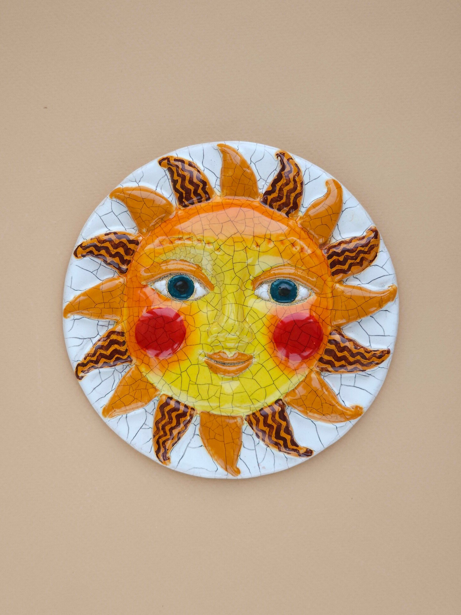 Солнышко белое. Панно, изразец, плакетка, украшение настенное интерьерное. Ярославская майолика. Керамика ручной работы. Сделано в России.