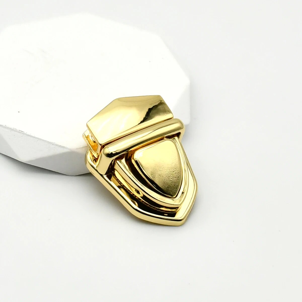 Металлический замок для сумки Light Gold, размер L