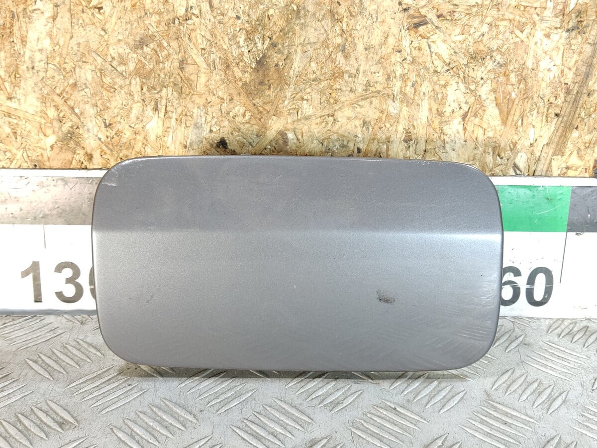 Лючок бензобака MERCEDES E w124 1245842639