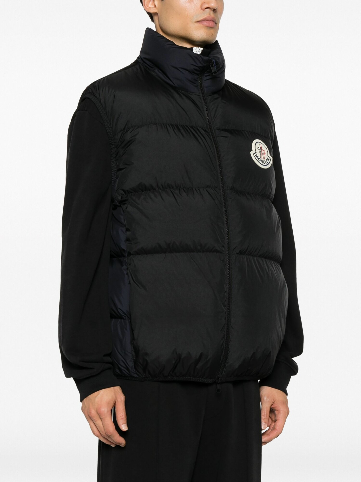 Куртка Moncler Almaz padded gilet, размер 50, черный — фото 1