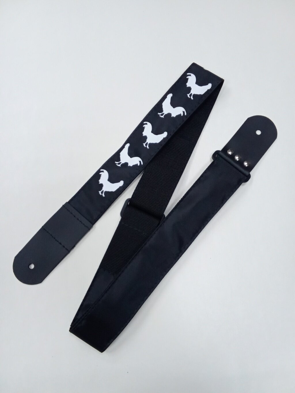 MZ-RG-5-1ApCockBk Ремень для гитары, черный, аппликация Петух, MEZZO