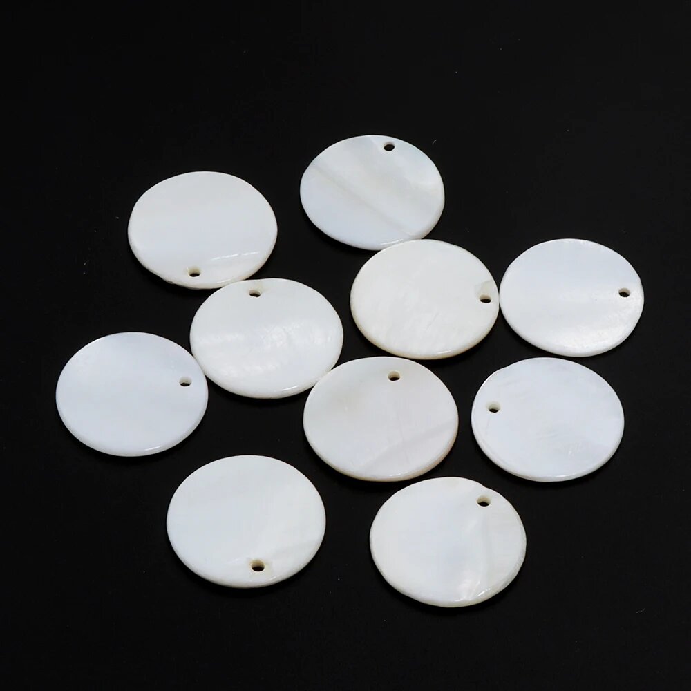 Круглые бусины из ракушек 18mm 20pcs