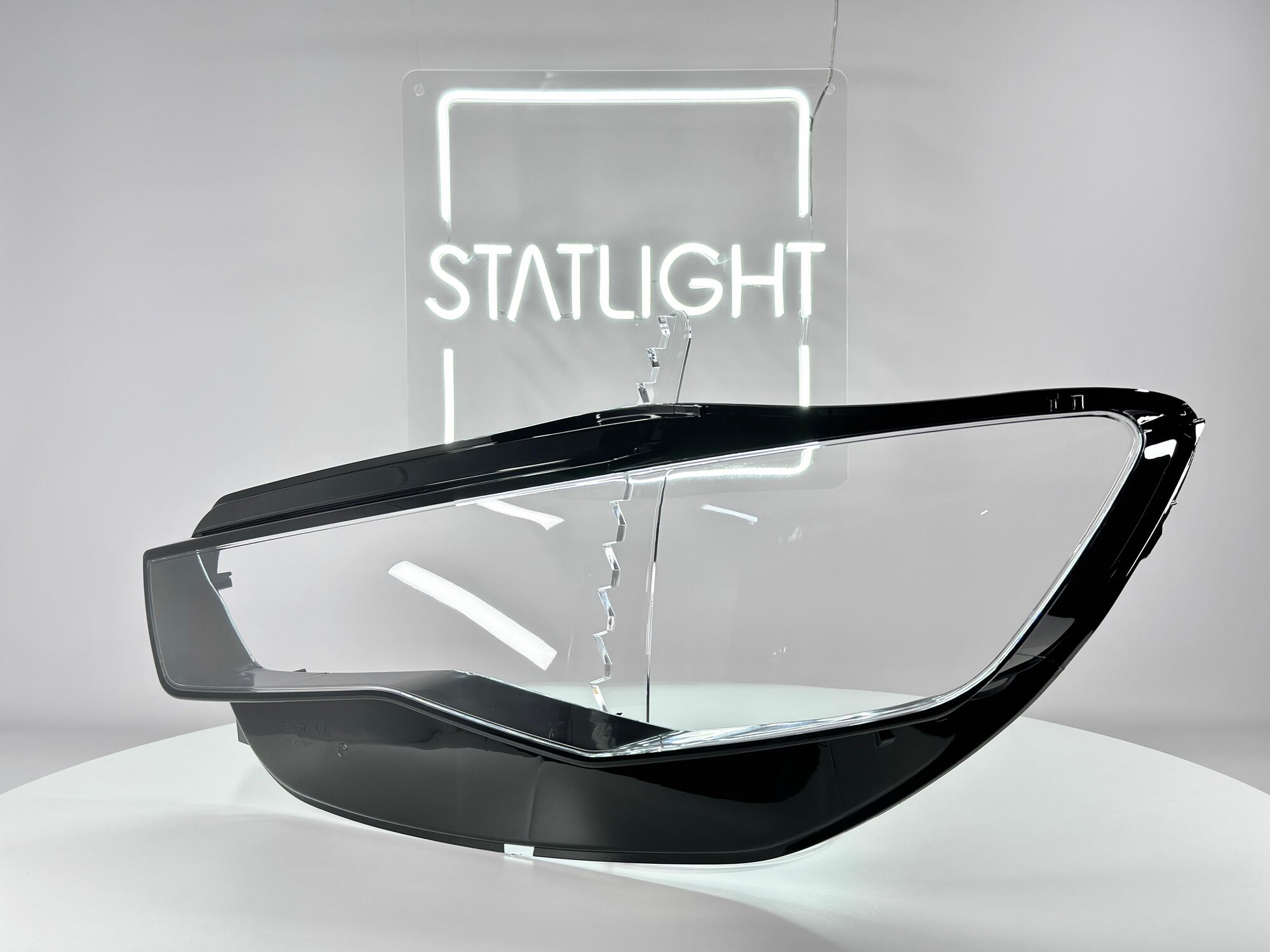 Левое стекло фары для Audi A6C7 2014-2018 рестайлинг