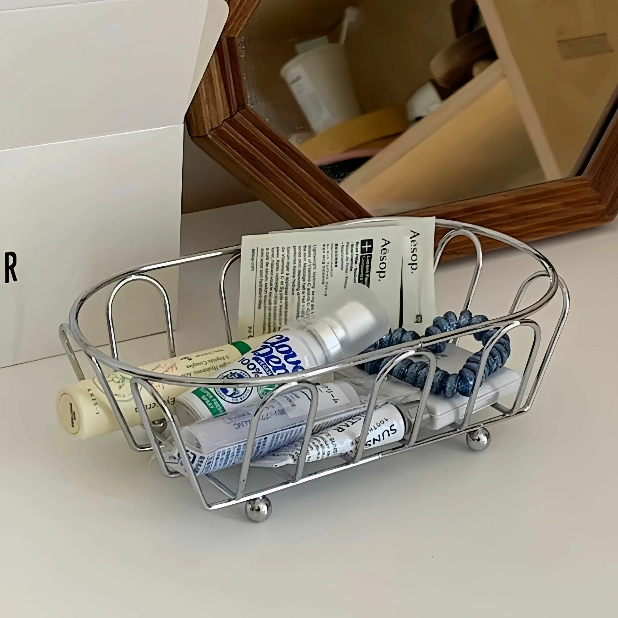 Настольная металлическая овальная корзина для хранения мелких предметов