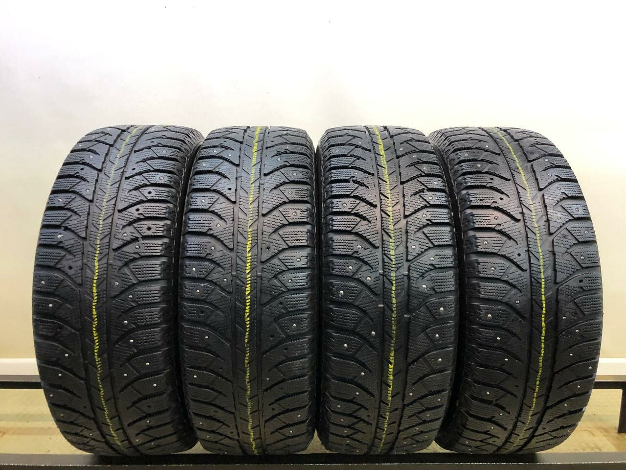 Зимние БУ шины шипованные FIRESTONE ICE CRUISER 7 215/60 R16 30.0% износ PT0005823 BSH21O
