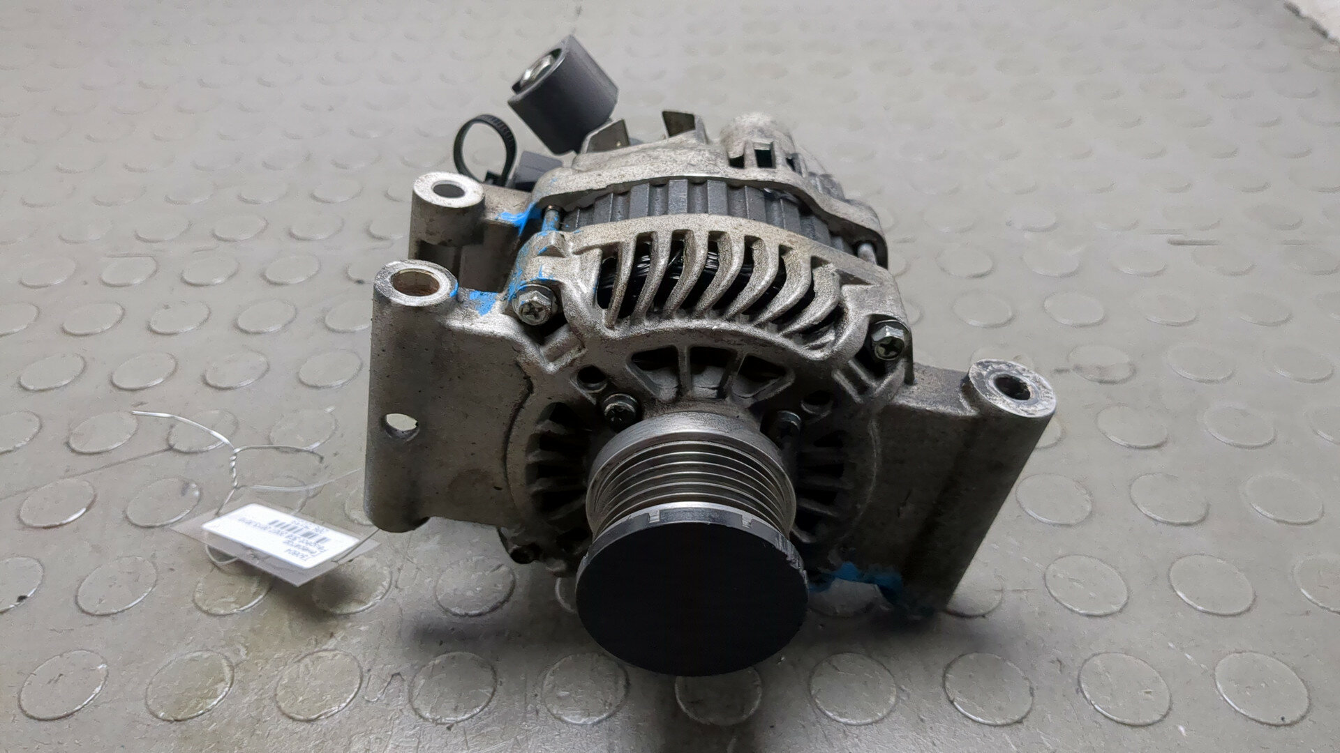 Генератор Peugeot 308 Б/У