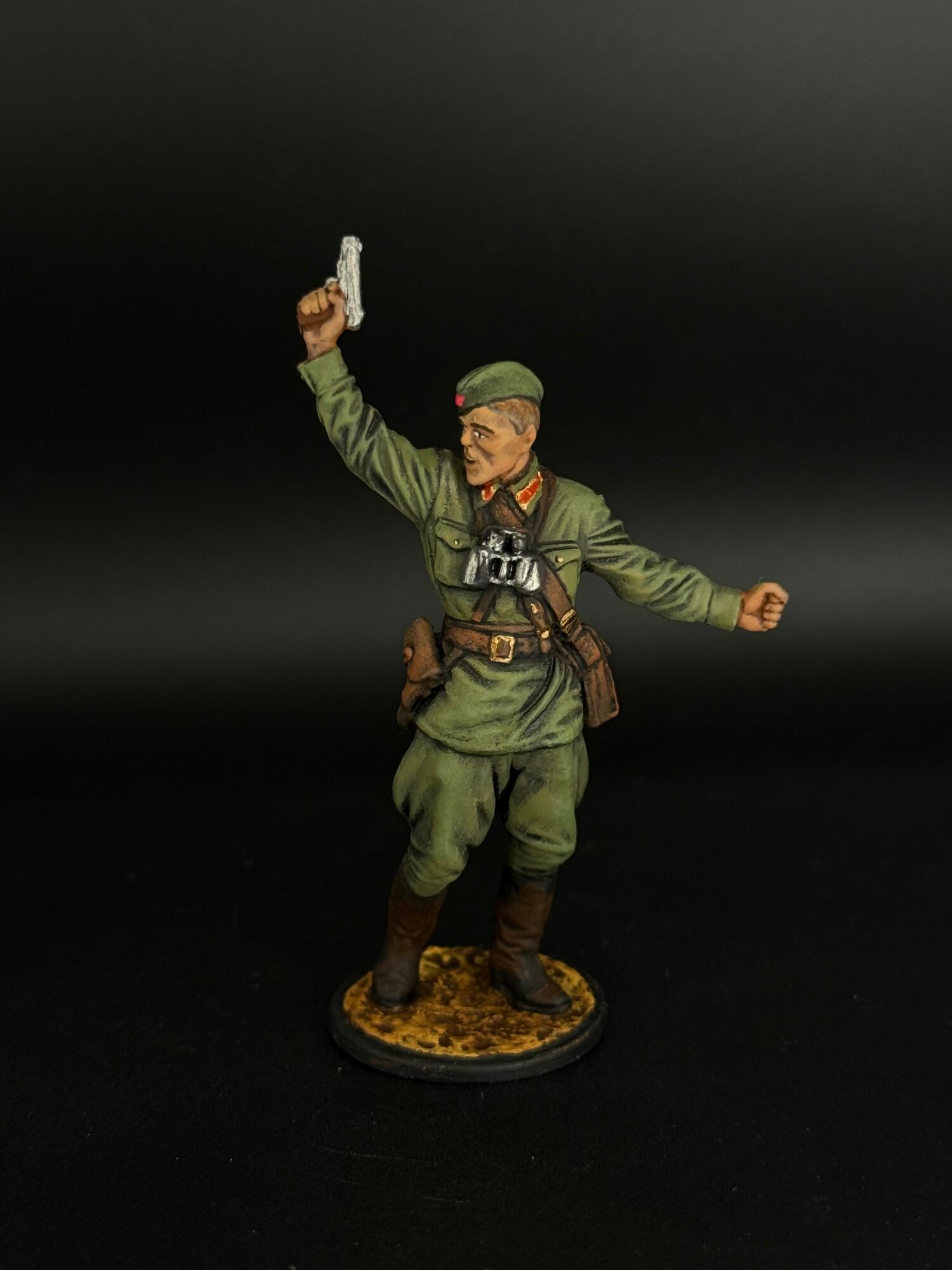 Коллекционный оловянный солдатик фигурка Комбат, капитан пехоты Красной Армии, 1941-43 СССР 54 мм масштаб 1:32 ручная роспись