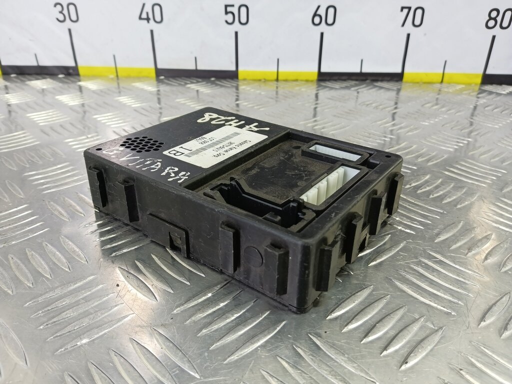 Блок комфорта Б/У для SUZUKI Grand Vitara II (2005—2008) 3677064J10