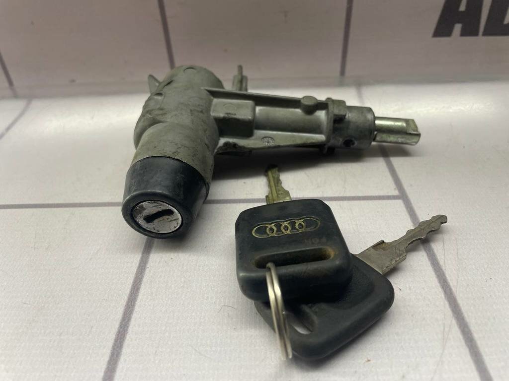 Замок зажигания Audi 80 90 B3 86-91