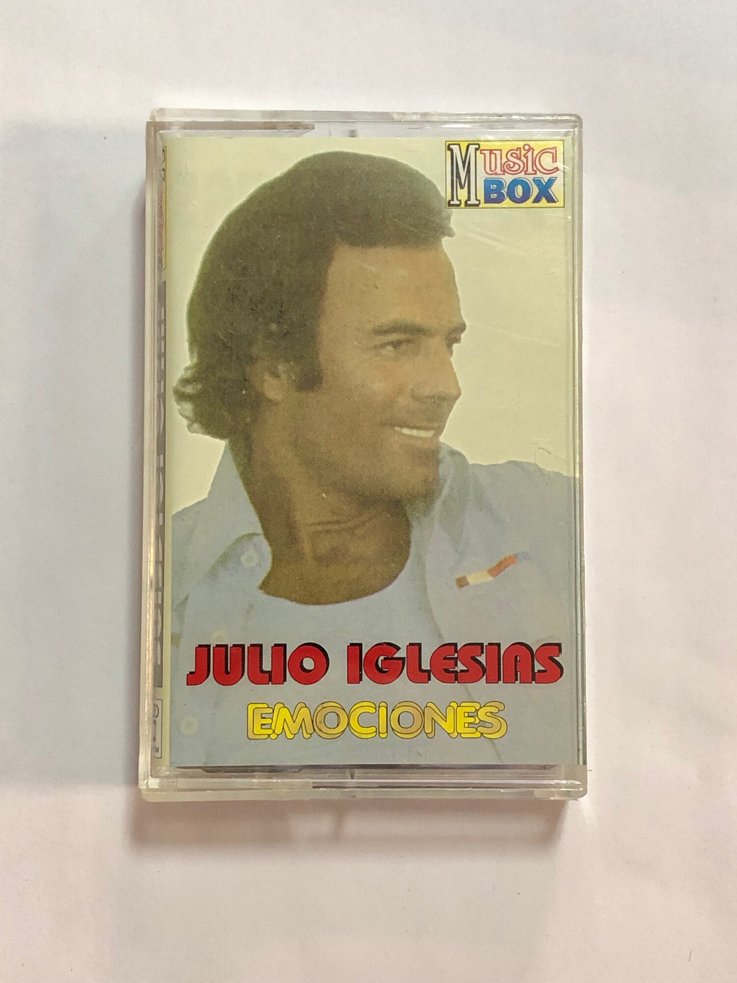 Аудиокассета Julio Iglesias “Emociones”