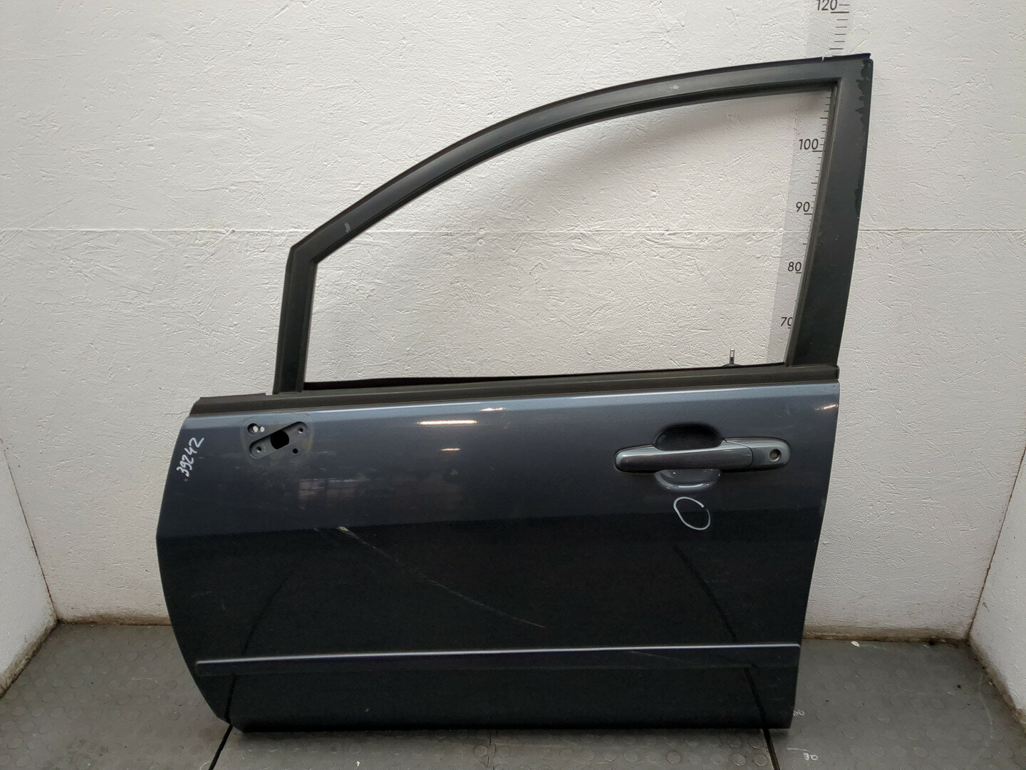 Дверь боковая (легковая) левая передняя Suzuki Liana Б/У