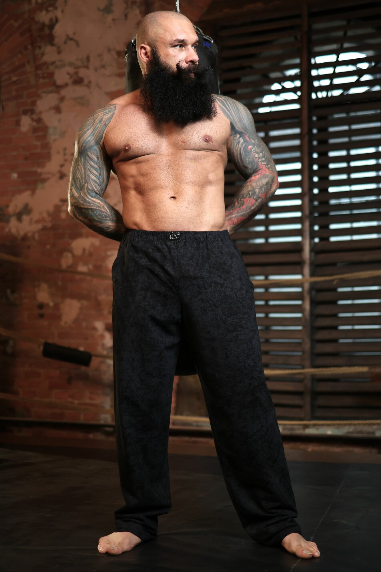 Брюки спортивные