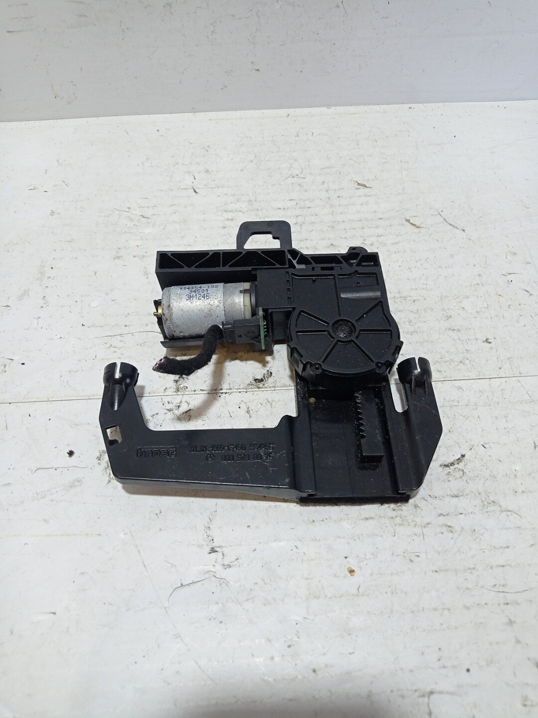 Моторчик регулировки сиденья Mercedes-Benz C W204 S204.207 2009 000970026