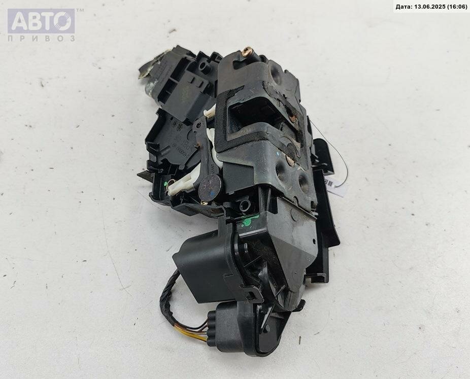 Замок двери передней левой Ford Focus 2 (2004-2010)