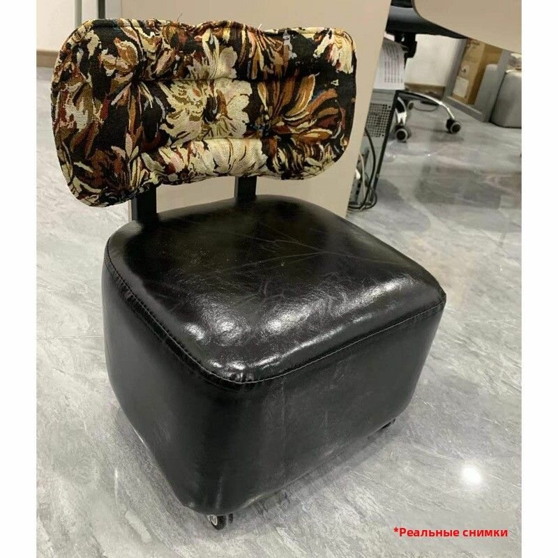 Кресло с ретро-принтом на спинке из черной кожи + универсальное колесо