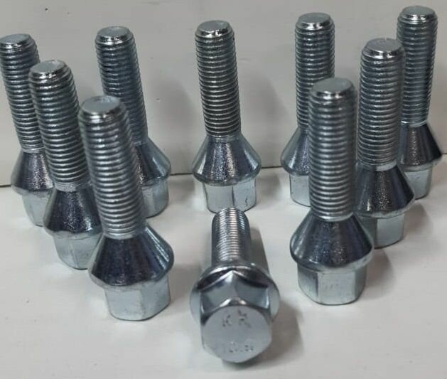 Болт колёсный 12x1,5x33, конус,10 штук