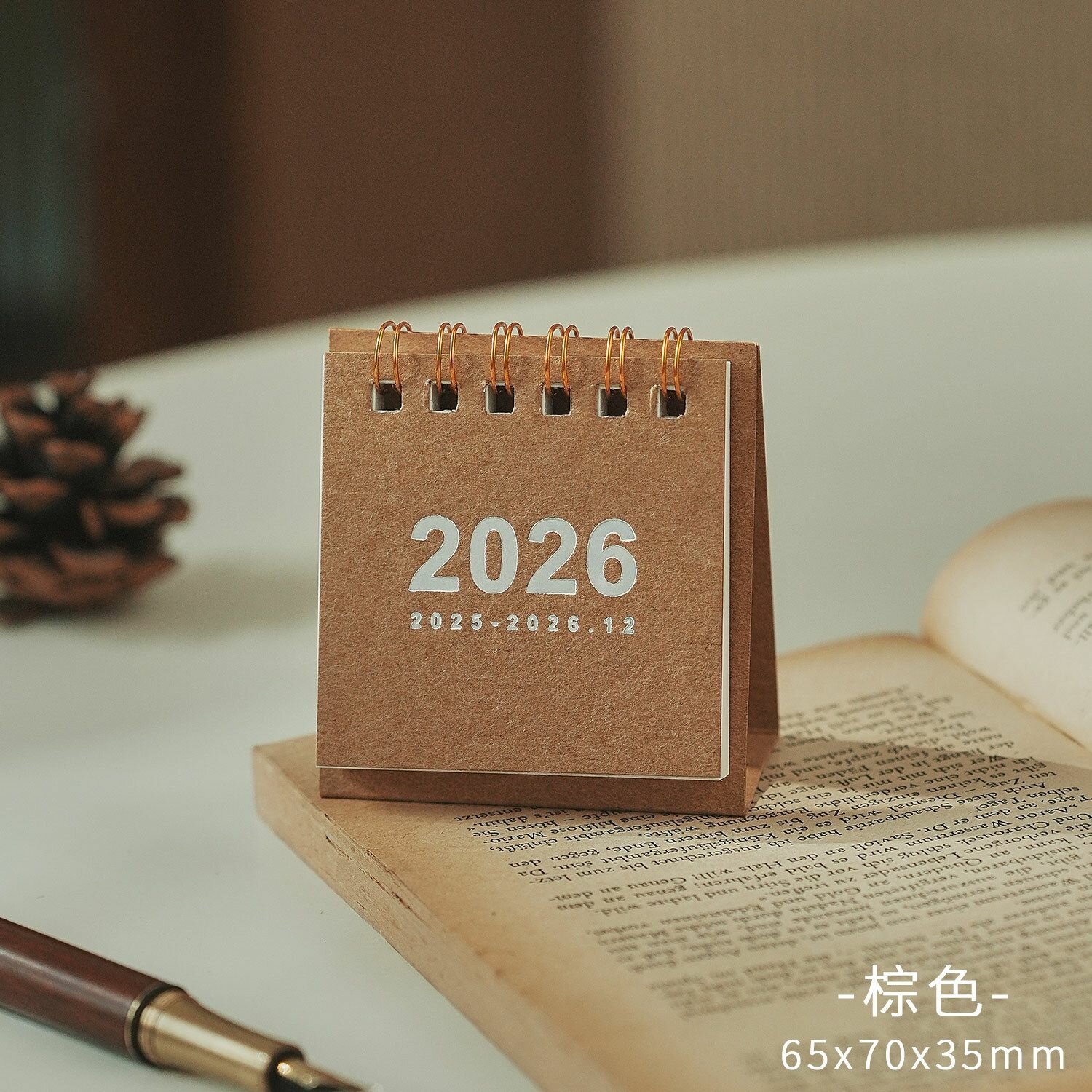 2026 Минималистичный мини настольный календарь, украшения для стола