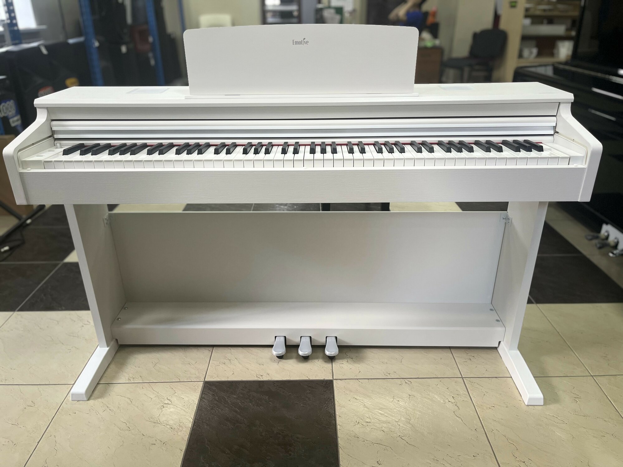 Emotive Hammerpiano 3 W цифровое фортепиано в корпусе, 88 клавиш, цвет белый матовый