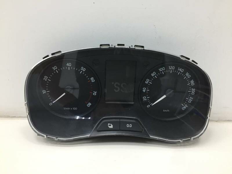Панель приборов Skoda Rapid 2012-2020